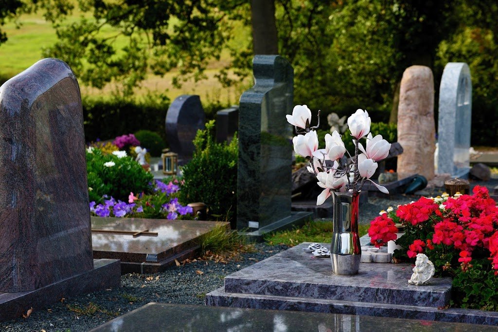 Hillcrest Cemetery, Funeral Home & Cremation Center - Funeral Homes ...